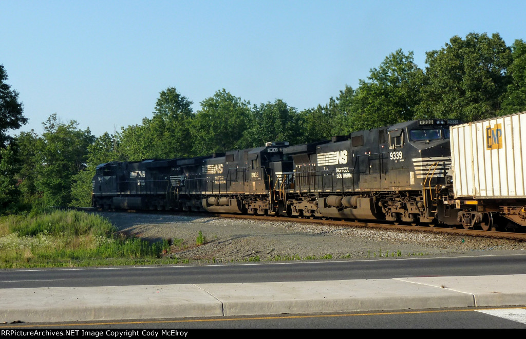 Northbound Intermodal at Powell